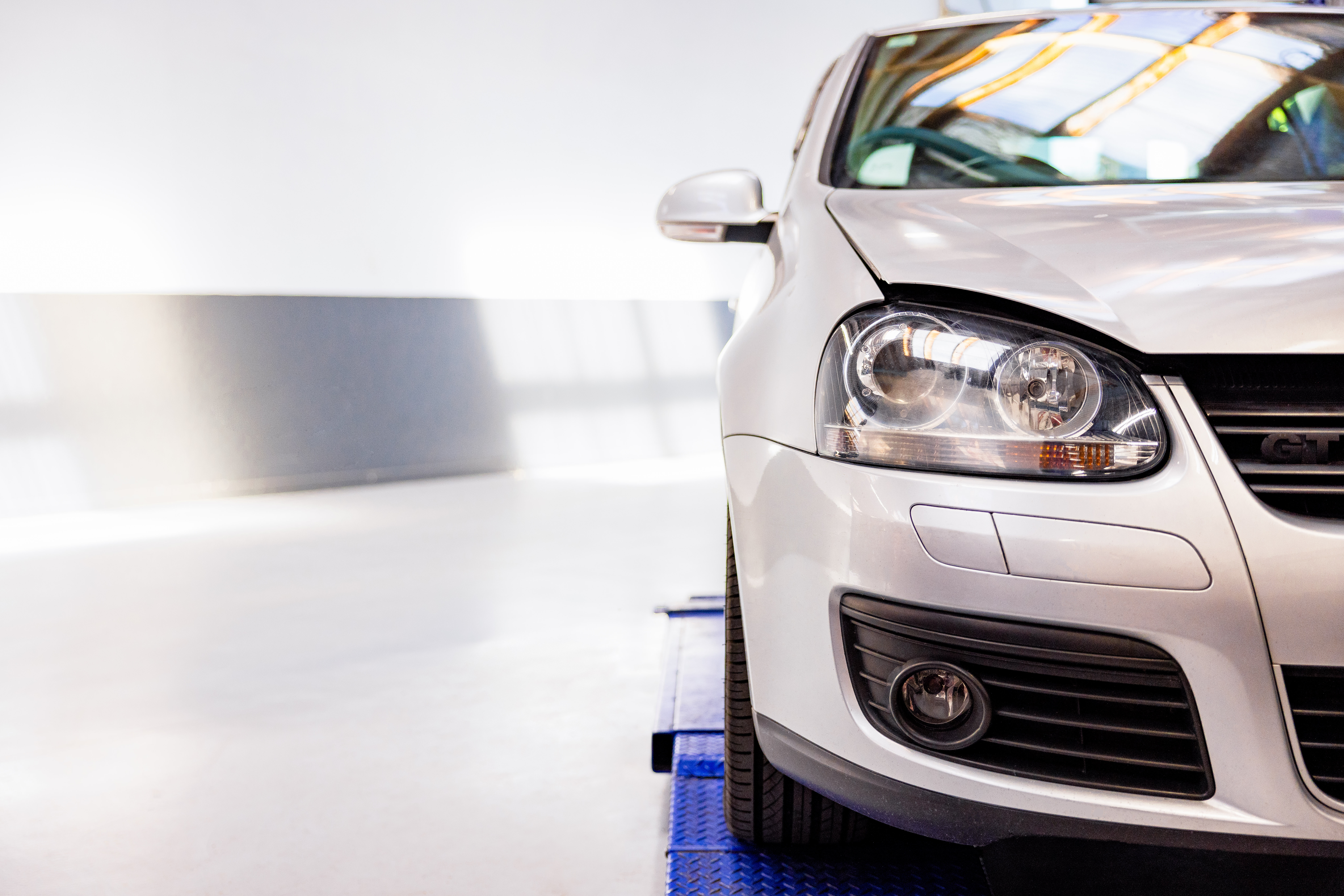 Leading European Car Specialists » Leading Edge Automotive
